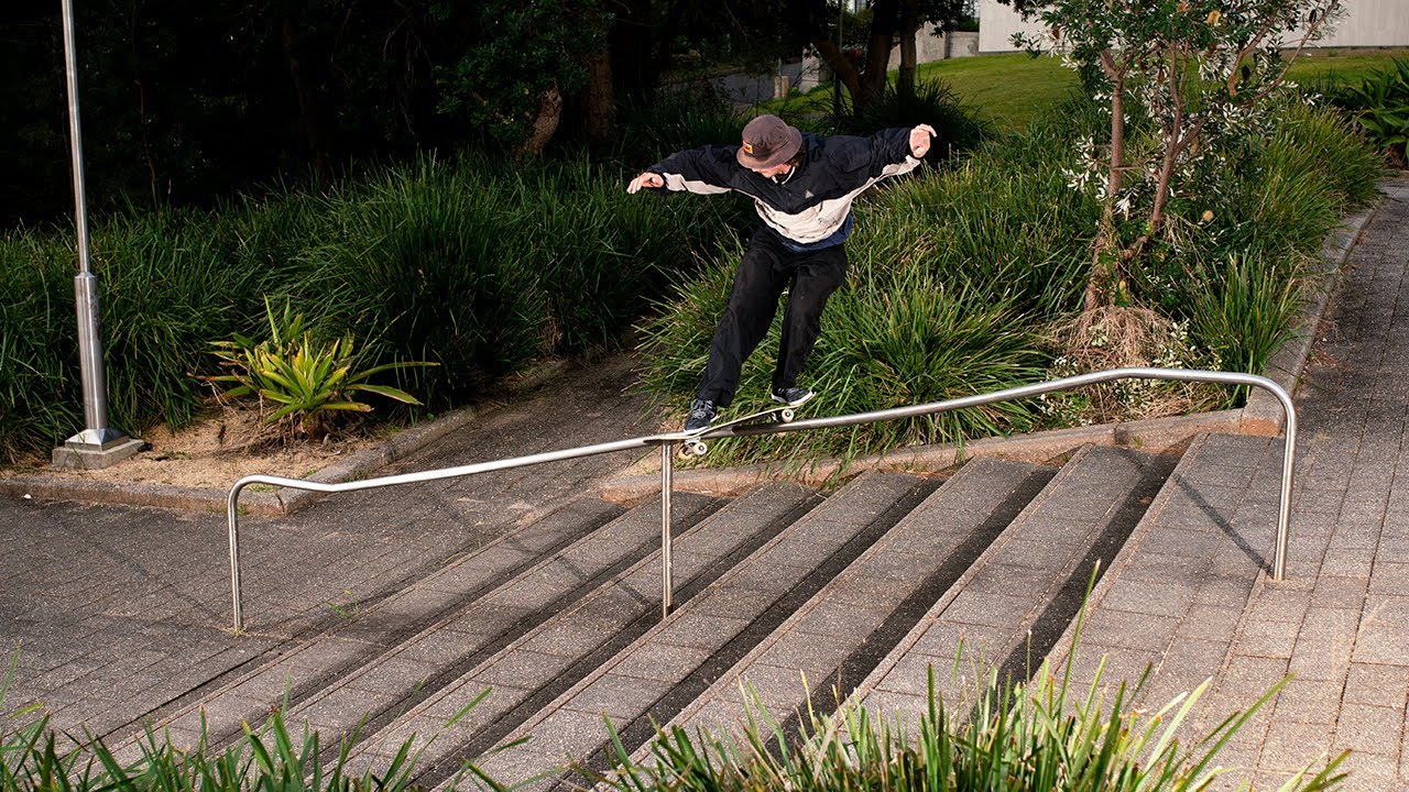 CONNOR REEVE LAATE/NB - YouTube