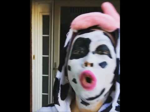 Lovely Mimi - white paint makes my teeth look so yellow eww!