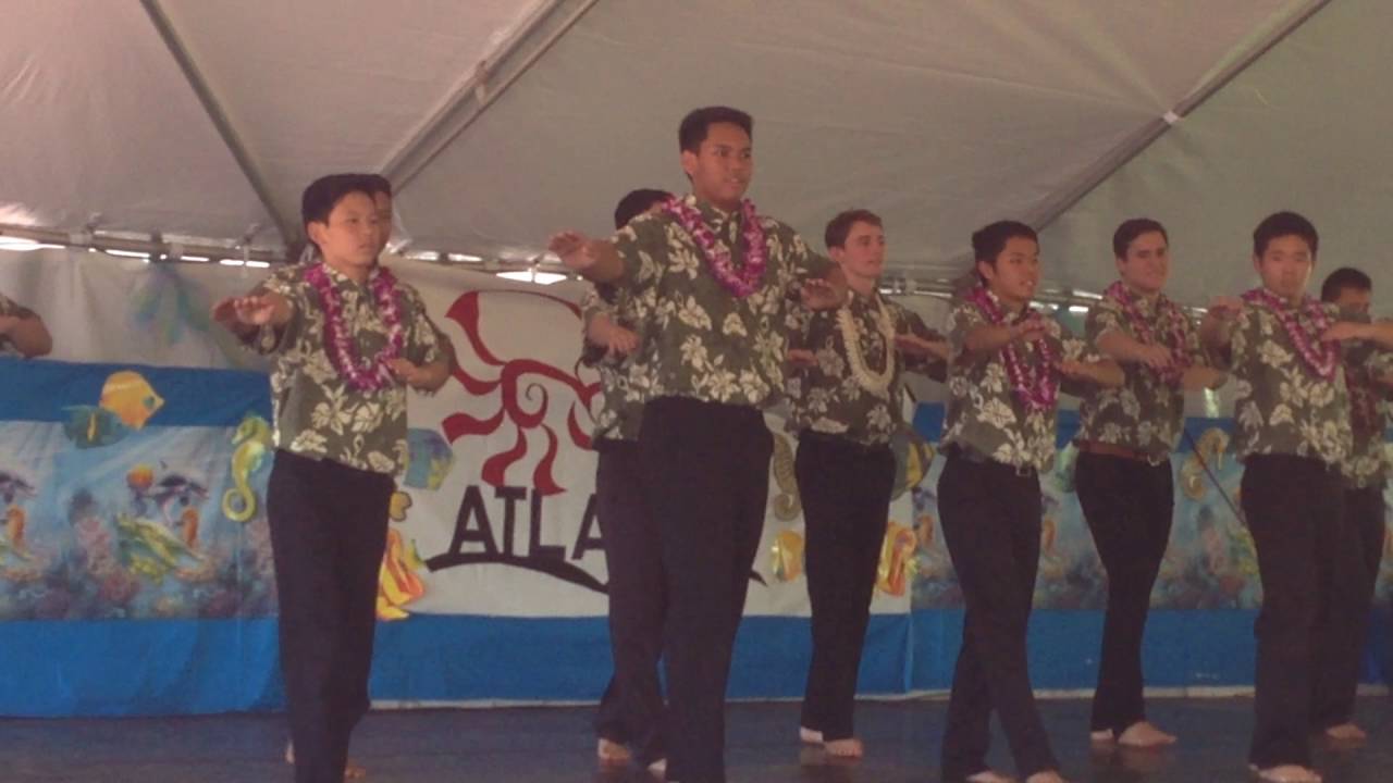 2015 'Iolani Fair-Halau 'Iolani - YouTube