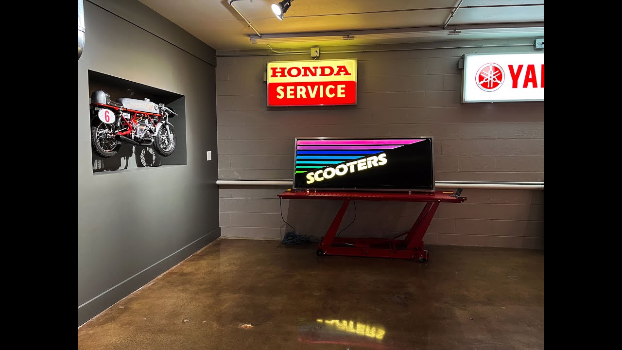 Honda Scooters sign - YouTube