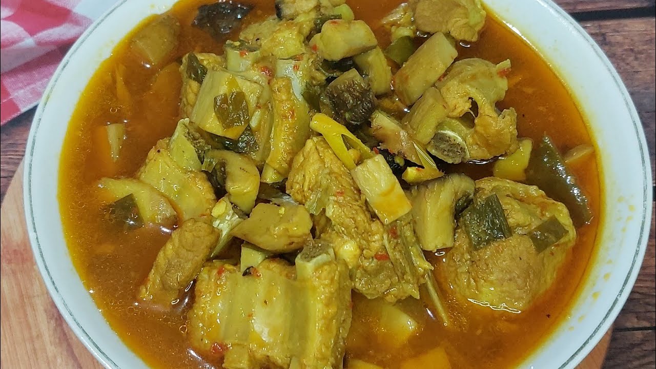 Sop Bakut Asam Pedas Yang Nikmat | Pork Ribs Soup | Mael Onion - YouTube