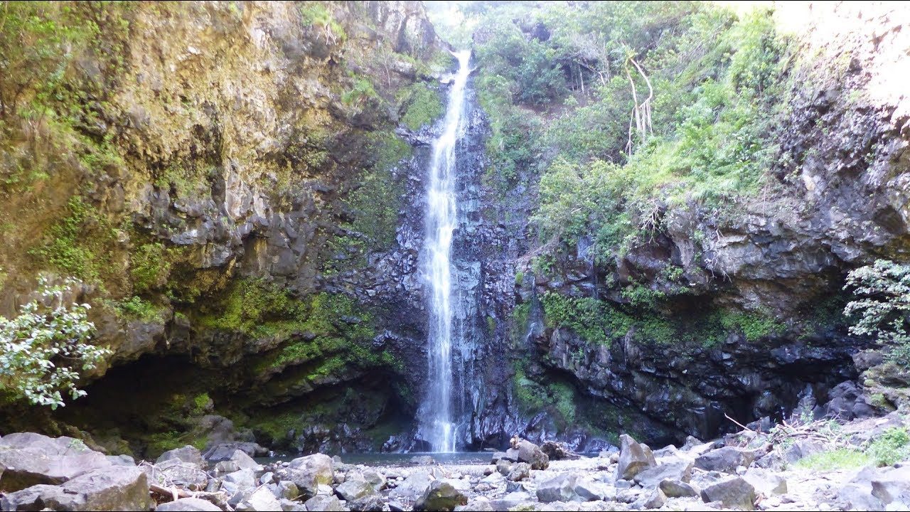 ALELELE FALLS - ROAD TO HANA - MAUI - HAWAII - YouTube