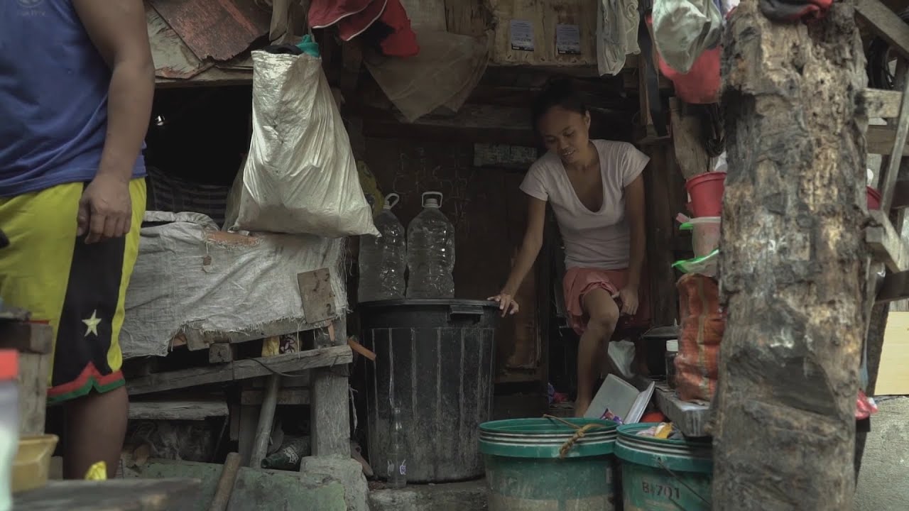 Assignment Asia: How Philippines' poor struggle under the lockdown ...