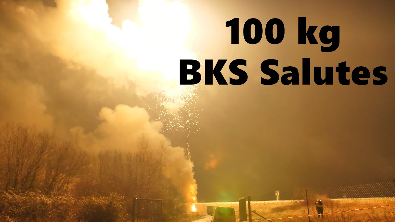 MASSIVE Titanium SALUTE ACTION 100 kg BKS [𝟰𝗞] | JJFireworks - YouTube