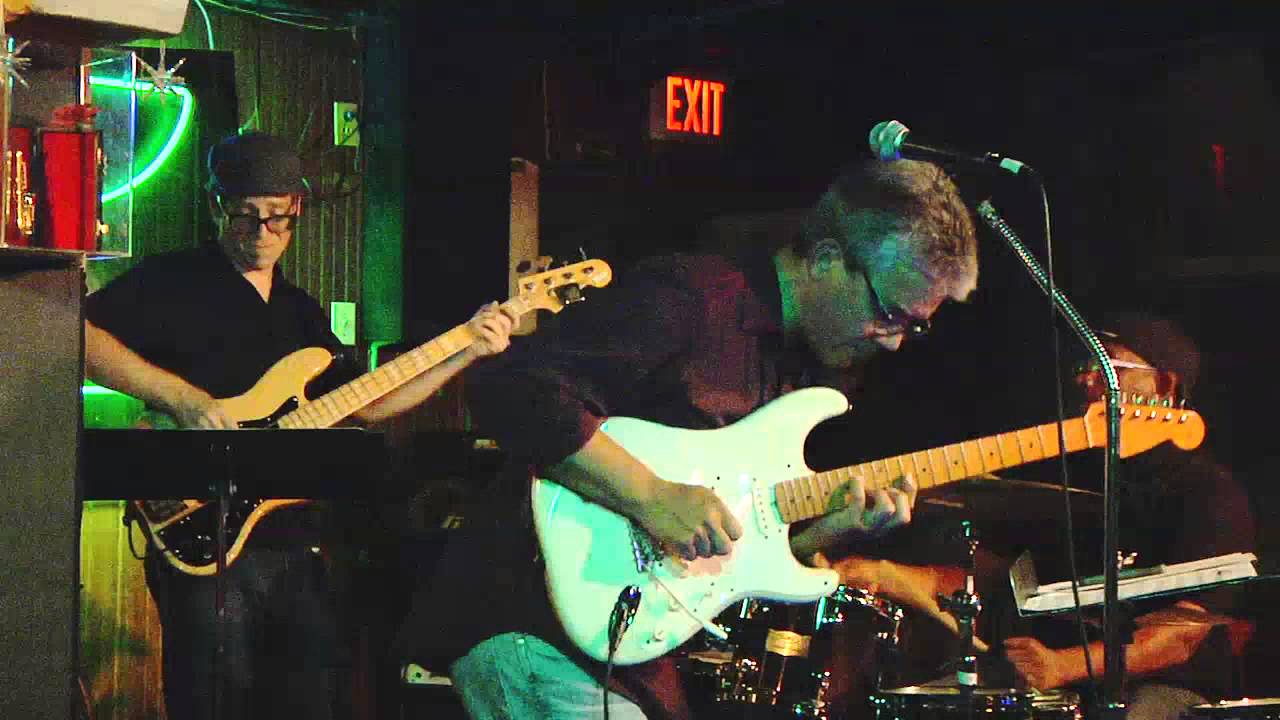 Glenn Rexach at the Elephant Room 07-21-2013 Come Thou Fount of Every ...