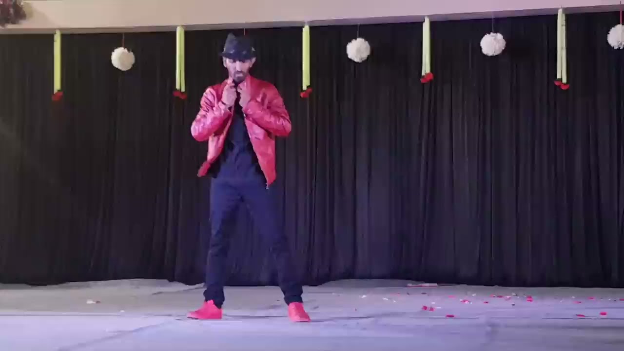 Hrithik Roshan | Dance Tribute | Stage Performance | #new #bollywood # ...