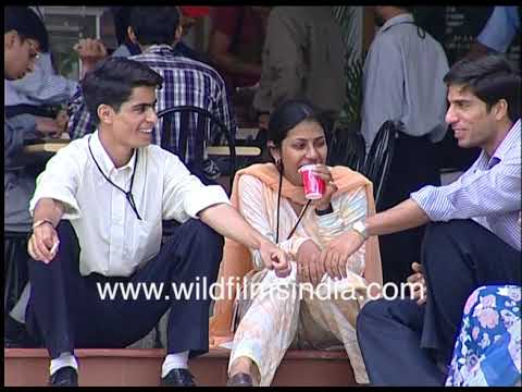 Working at Infosys headquarters, Bangalore in 1990's | Employees outside in canteen, during break