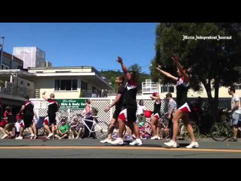SF Cheer at Fourth of July Parade in Latkspur. - YouTube