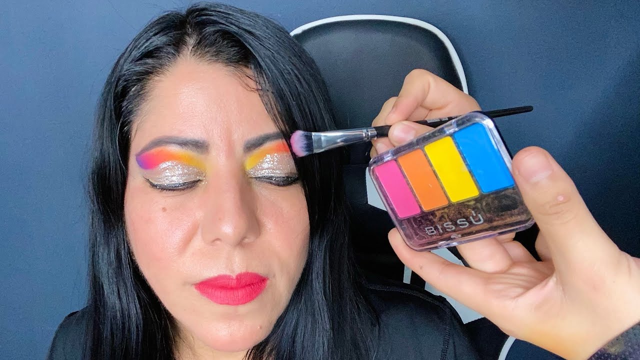 💄YEYA ASMR ME MAQUILLA- ASMR💄 - YouTube