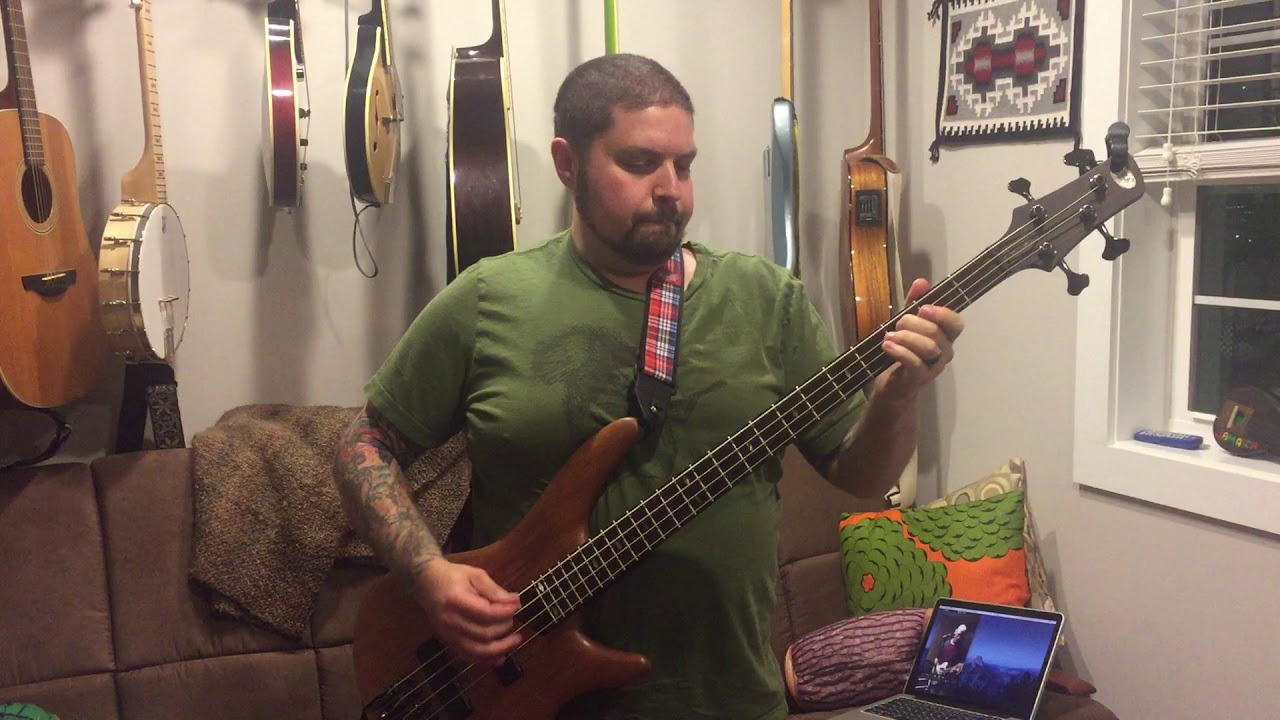 Crazy Bass Solo - YouTube