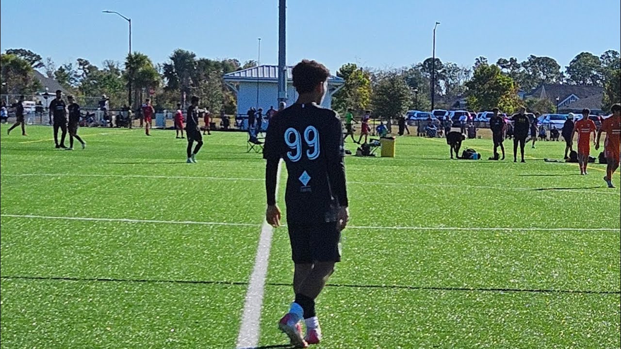 VINI: VINI playing for GGS 2008 Gold against NONA FC at Tampa Bay Super ...