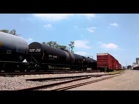 Fxe SD70ACe 4080,4082 Leon Gto - YouTube