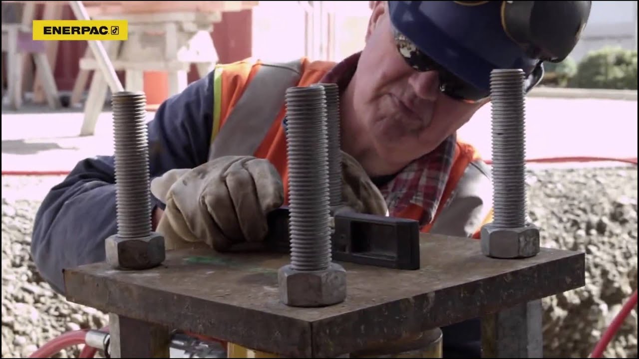 EVO Series Synchronous Lifting System - YouTube