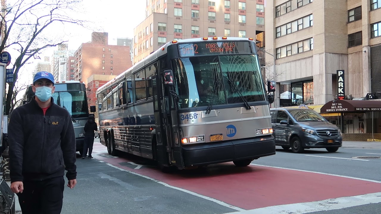 MTA Bus Company 2005-07 MCI D4500CL Commuter Coach 3458 on Route QM42 ...