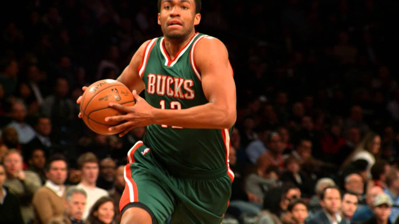 Phantom: Jabari Parker Picks Williams' Pocket for the Slam - YouTube