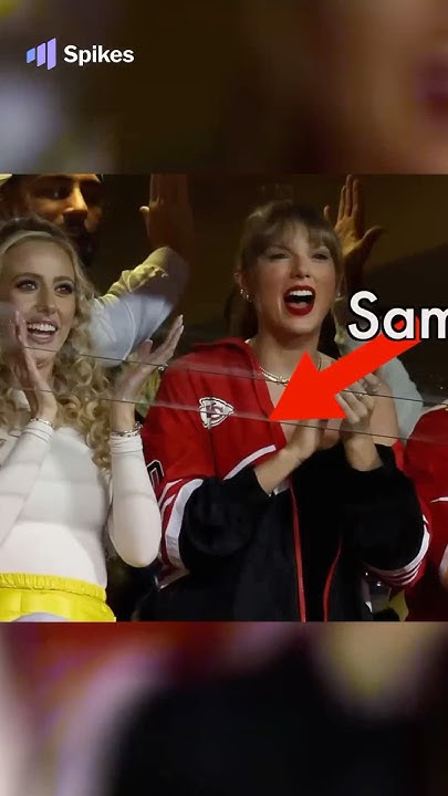Taylor Swift lookalike pranks at the mall - YouTube