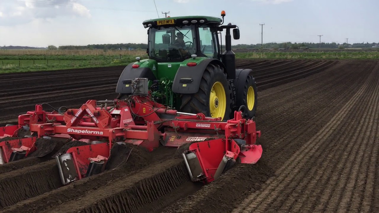 John Deere 7310R with Grimme bedformer - YouTube