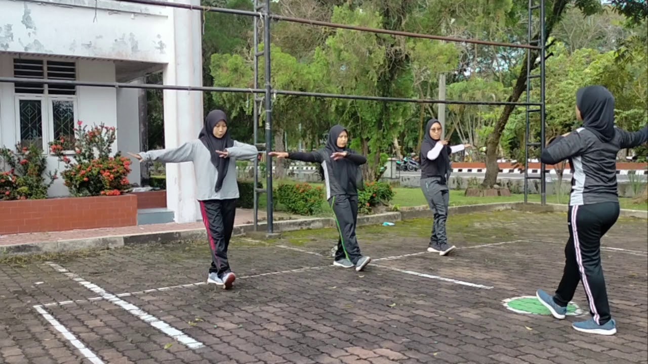 PEMBELAJARAN SENAM & RITMIK "Pola Mengayun, Menarik, Menekuk, Meliuk ...