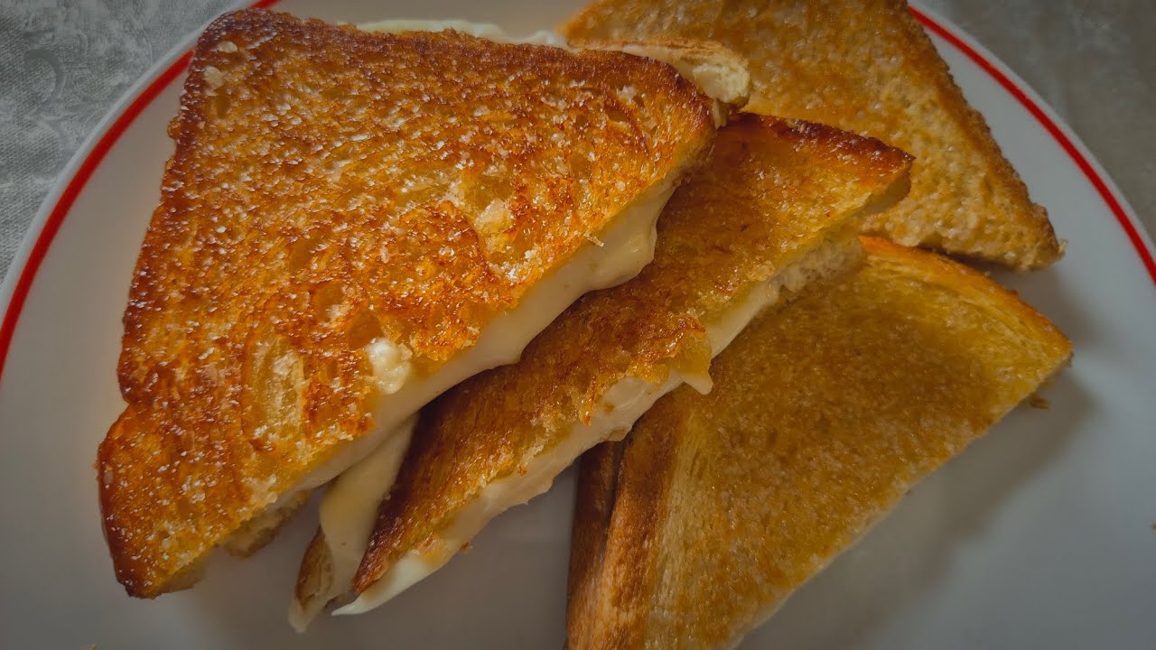 How to make caramel cheese toast !! Classic quick and Easy Recipe ...