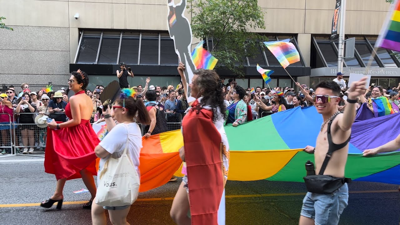 Parade – Pride Toronto 2023 Part 1 - YouTube