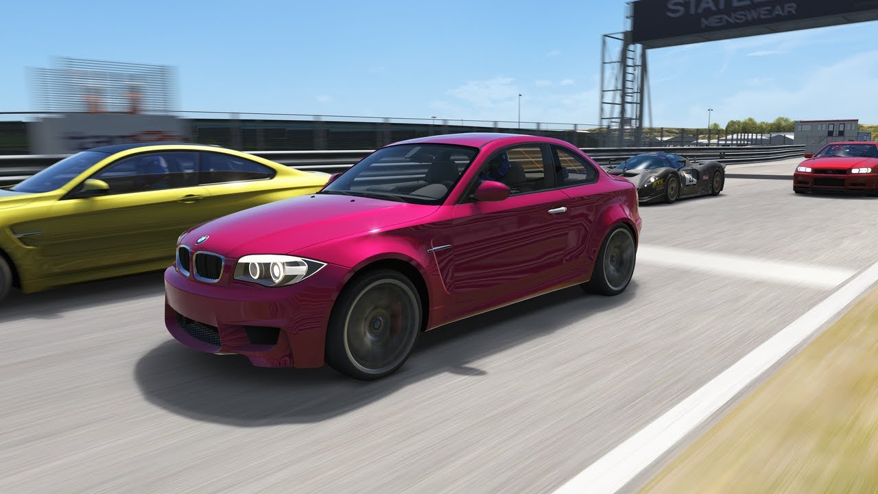 Bmw 1M vs Bmw M4 and supercars at Zandvoort - YouTube
