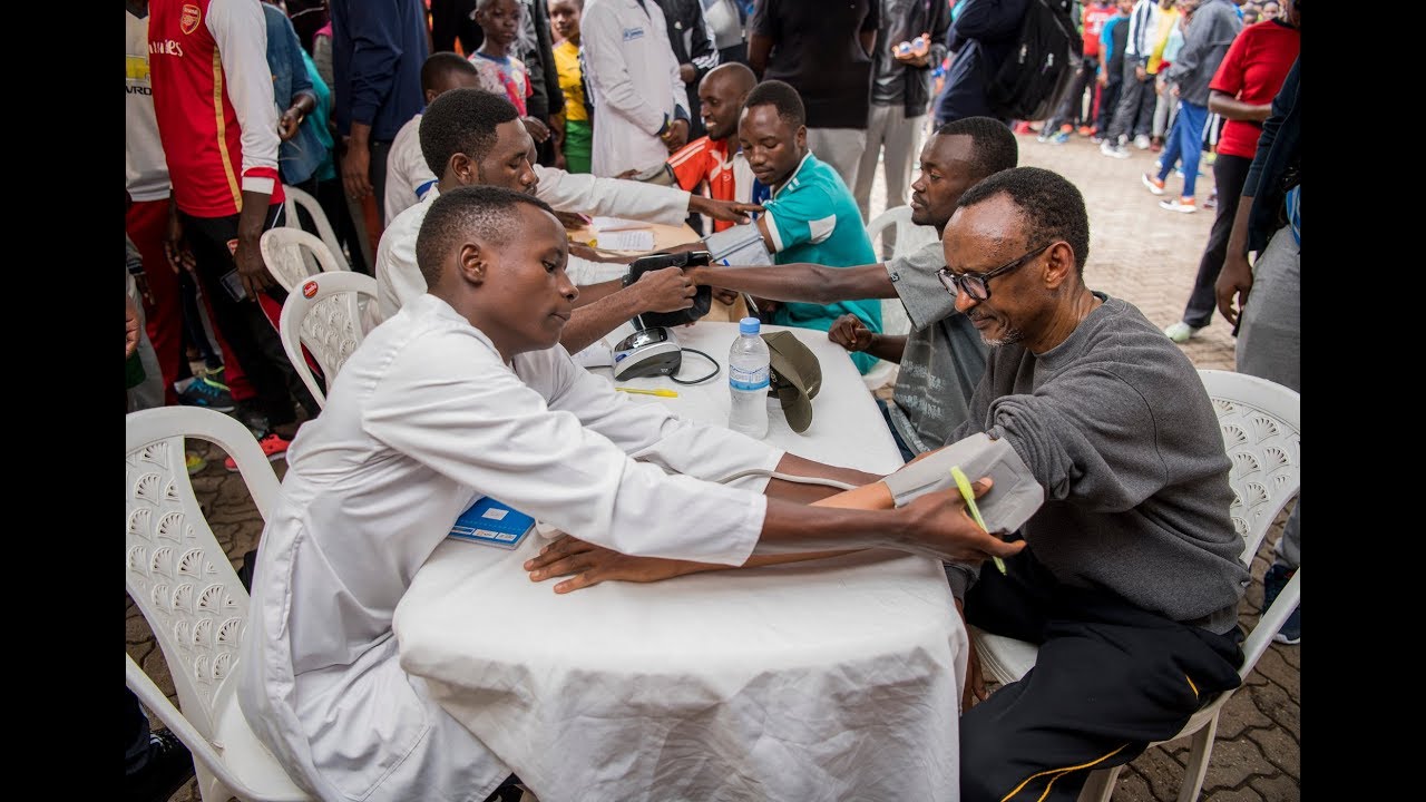PRESIDENT KAGAME PARTICIPATES IN CAR FREE DAY - YouTube
