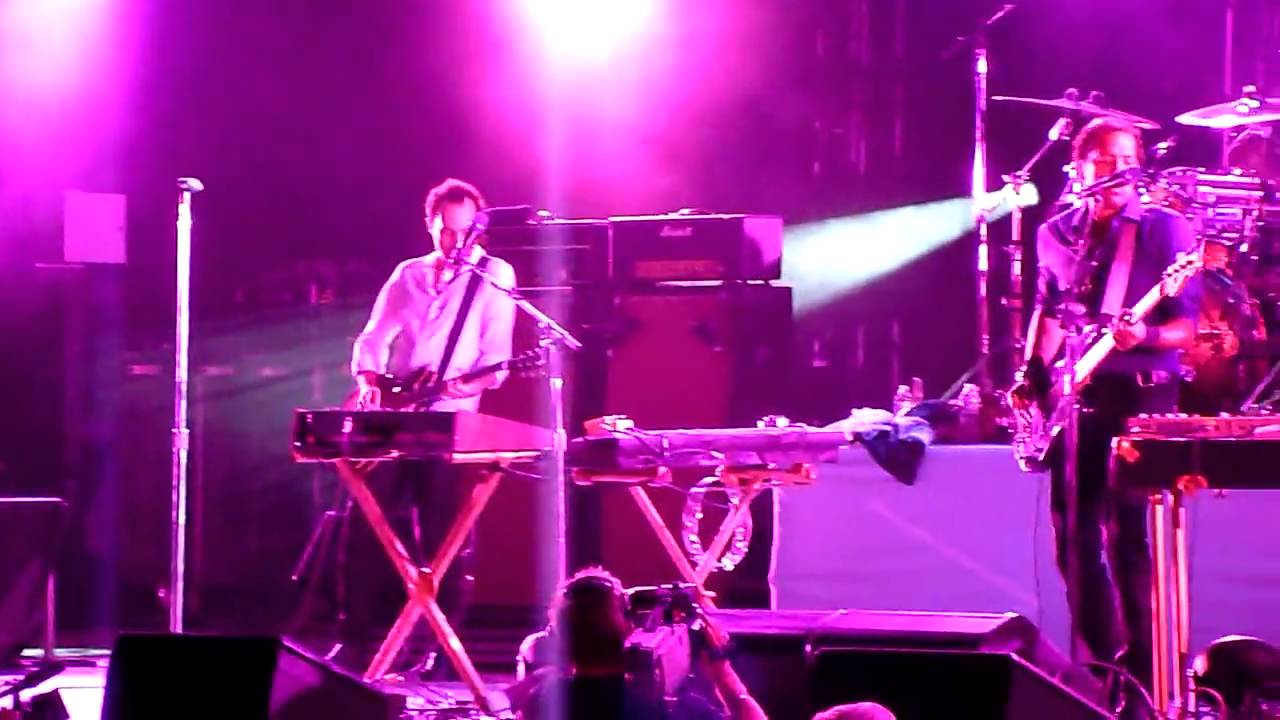 Metric - Eclipse - Toronto - July 9th, 2010 - YouTube