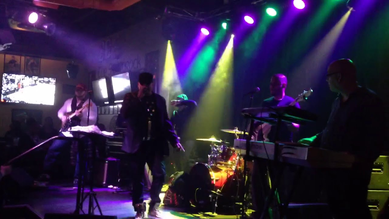 Timmy Maia @ The Shamrock pub and Grill WTBY CT - YouTube