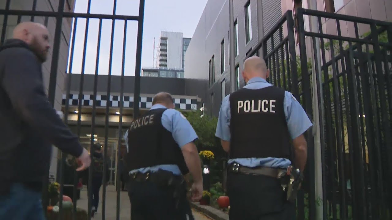 Chicago police union holds special meeting on vaccine mandate as ...