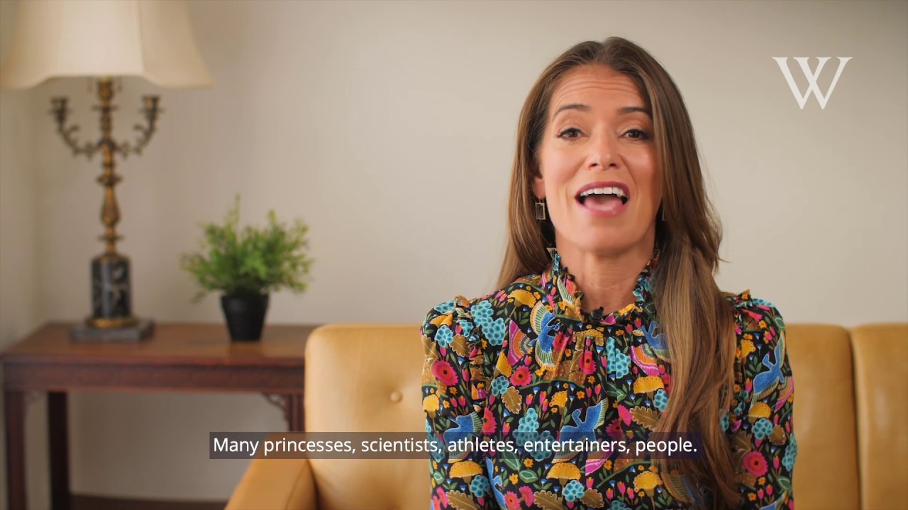 Divorce Lawyer Laura Wasser Sold Her Ring With Worthy - YouTube