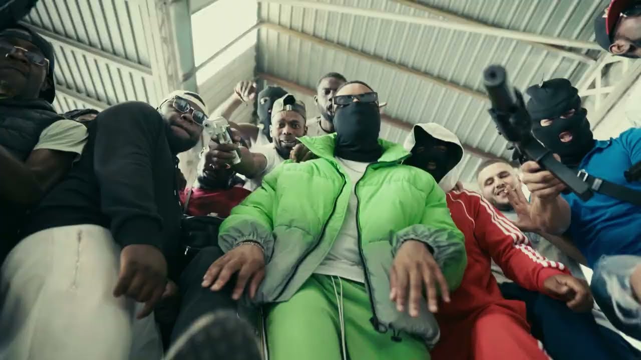 Tyto'o - 1ERE DOSE (Balmain) (Clip Officiel) - YouTube