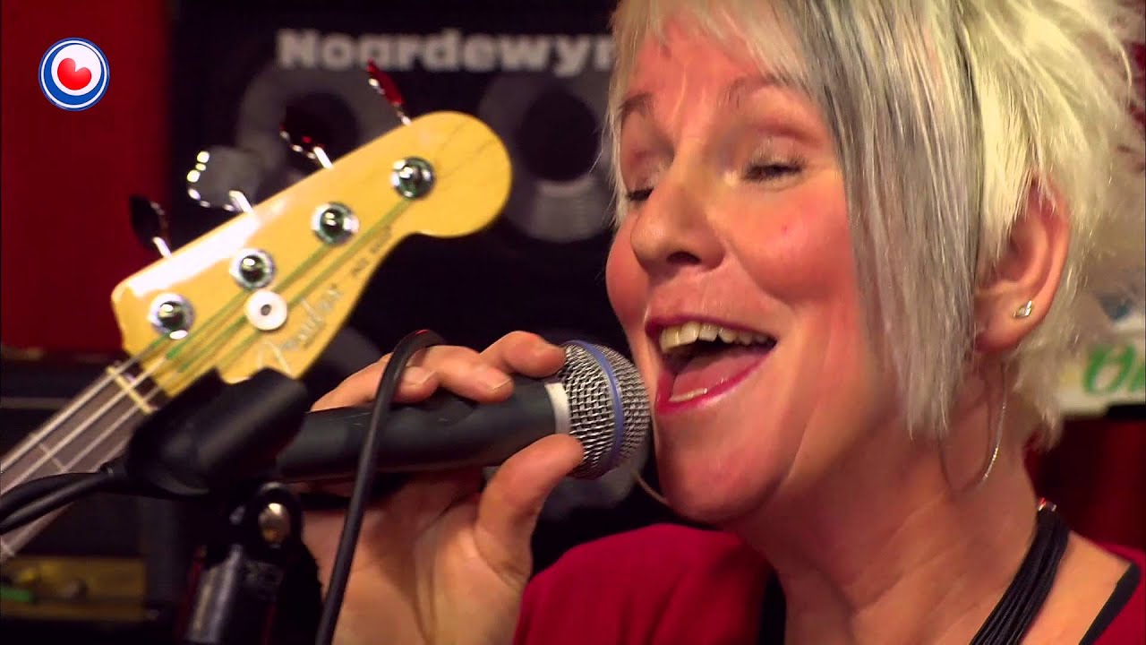 Inge Teerstra & Gospelband Ichthus yn Noardewyn Live #omropfryslan ...