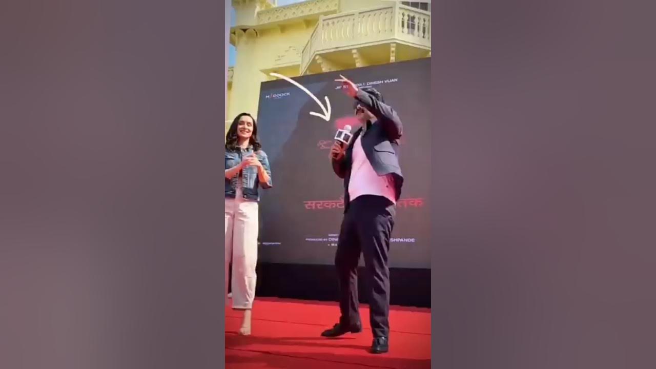 Pawan Singh vs khesari lal yadav dance😎#shorts#whois Bhojpuri hero#shorts#viral#trending - YouTube