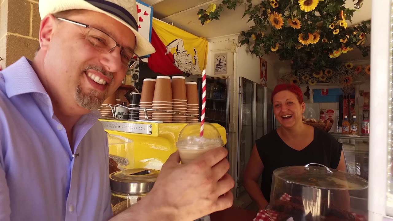 105 Graham St Port Melbourne - Max Pisano 0418378900 - YouTube