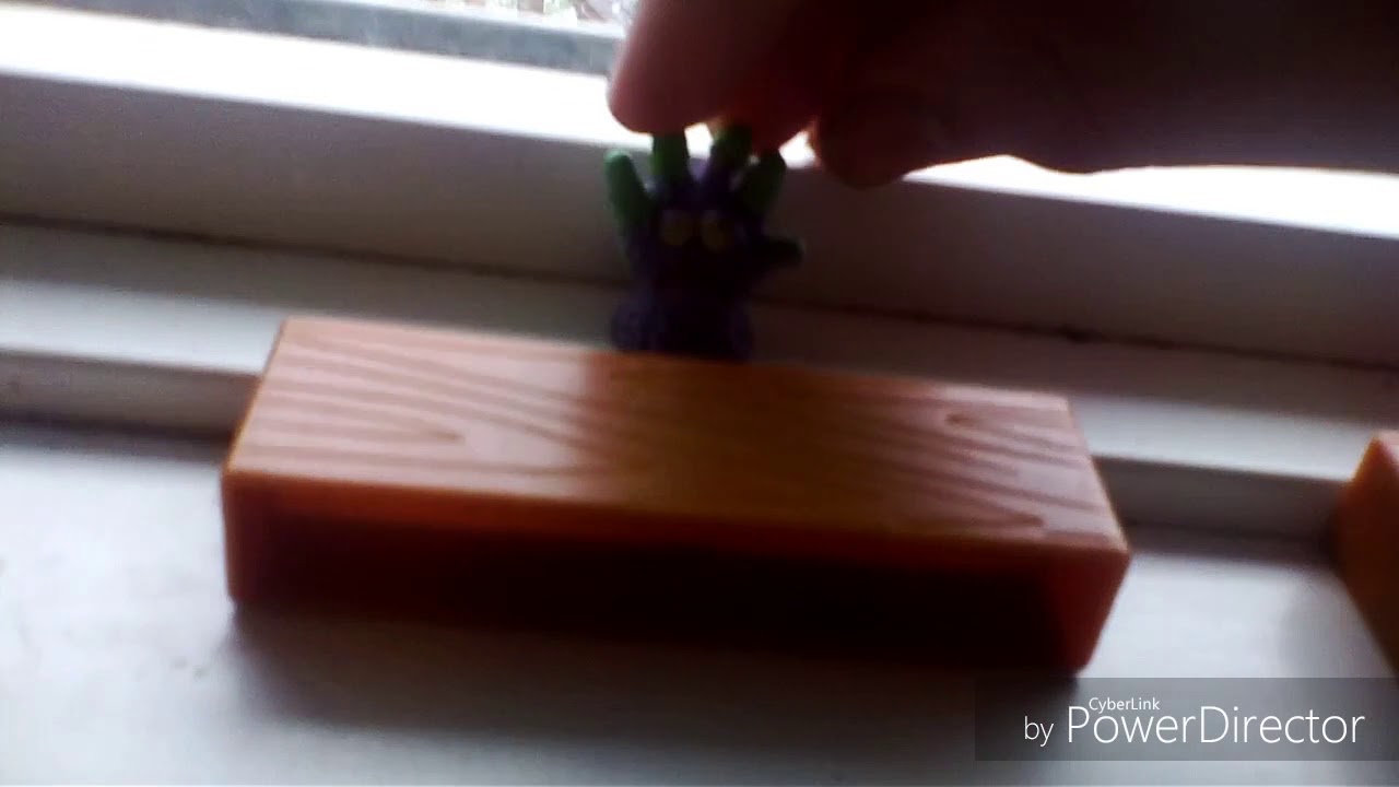 Wood punching contest - YouTube