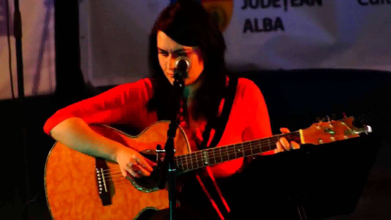 Alina Manole @ Festivalul de Folk Ziua de Maine Alba Iulia - YouTube