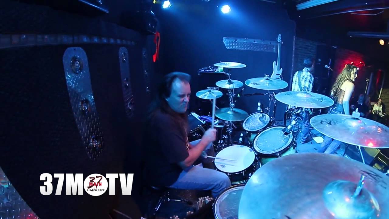 DROP TAILGATE (Today's Country) live at 37 Main Buford - YouTube