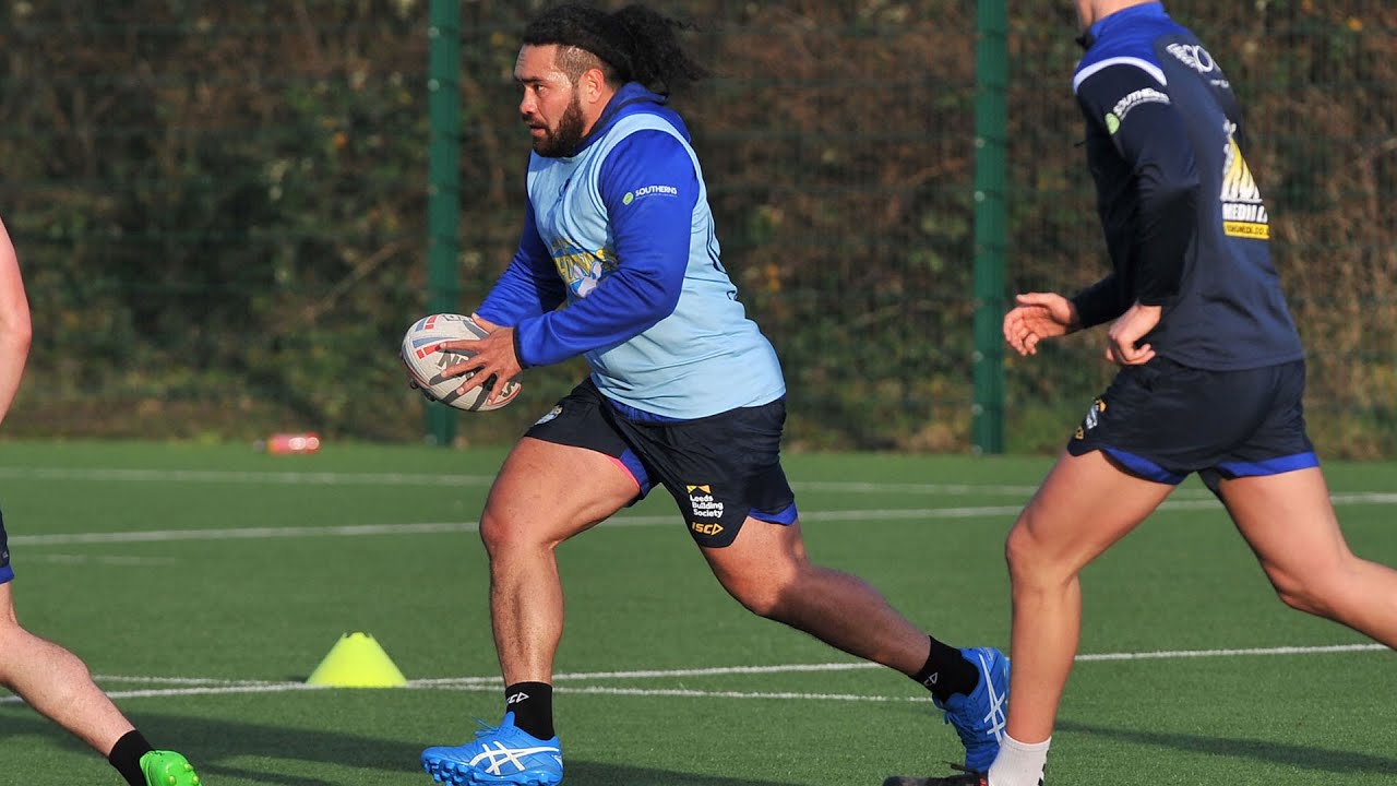 Hurrell buzzing ahead of Festive run out - YouTube