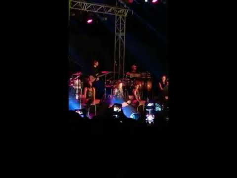 Hadise - Stir Me Up / Konser / Live Performance / Concert / Canlı