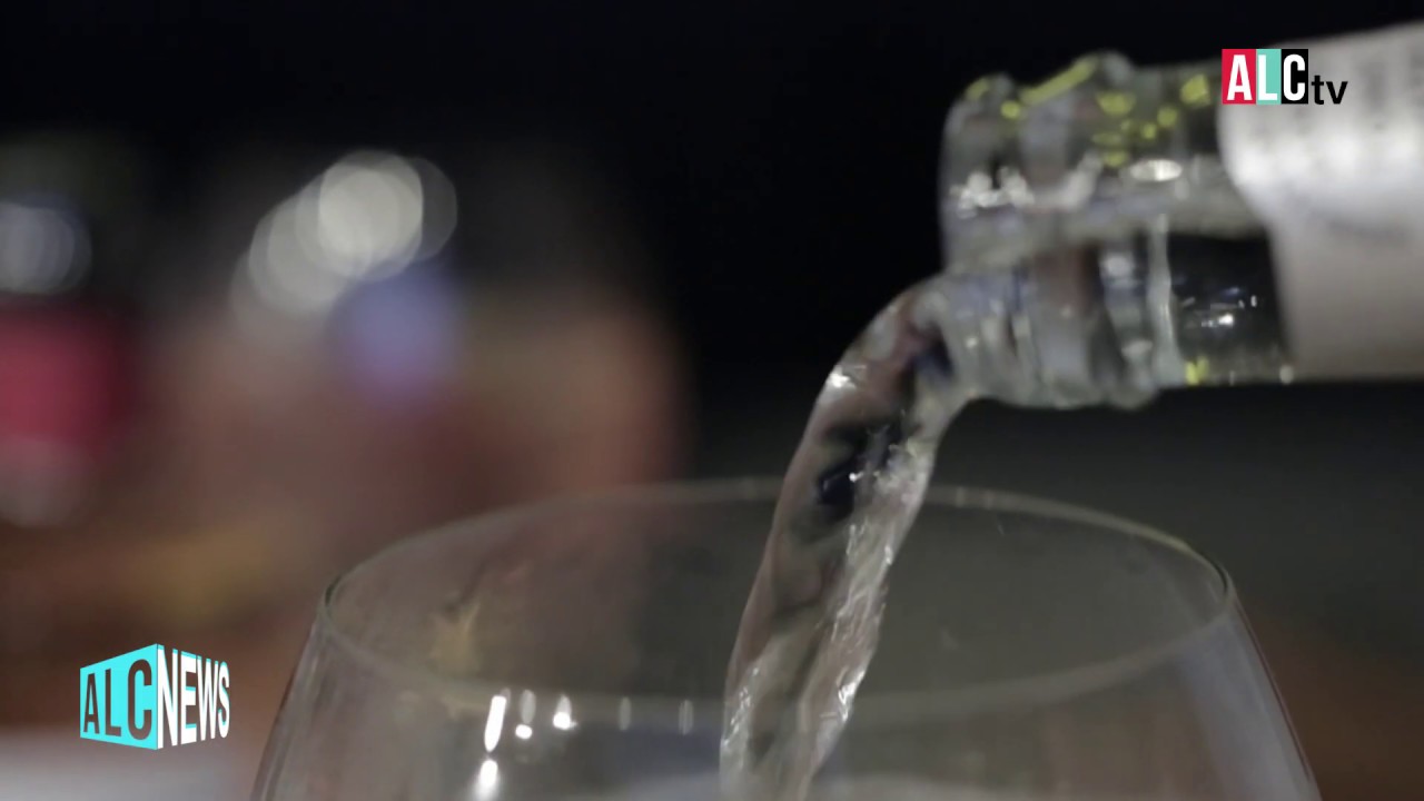 ALC News l Fabricando un Gin Peruano y la barra de Casa Andina - YouTube
