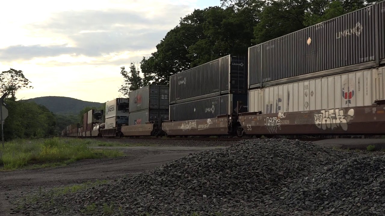 CSX #554 smoking as it passes Iona Island with mixed freight train 6/9 ...