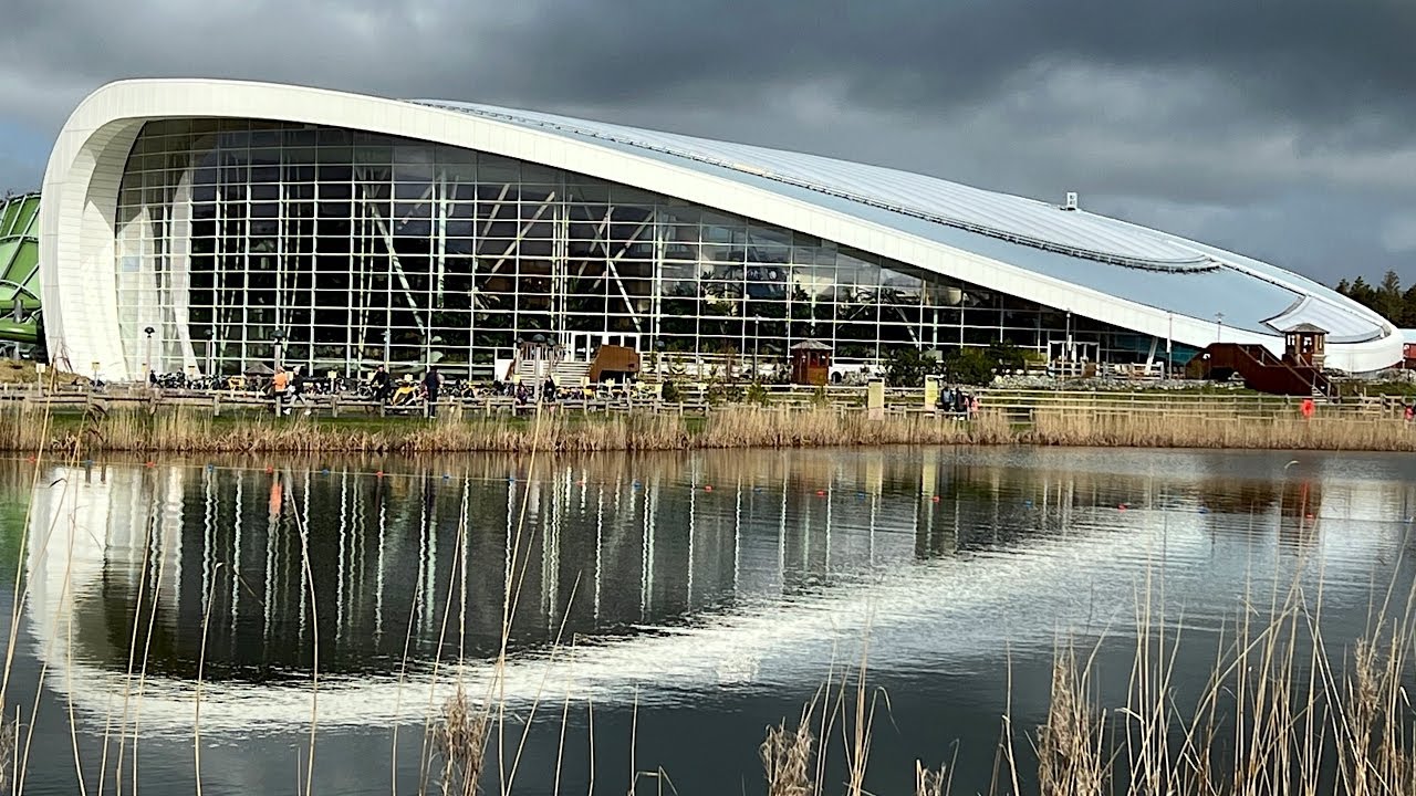 Center Parcs Longford Forest - YouTube