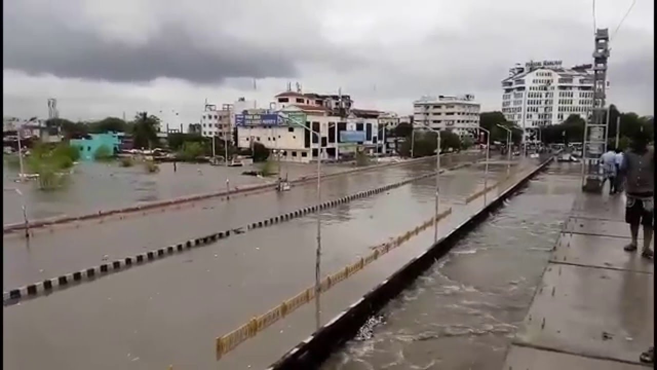 adayar bridge overflow - YouTube