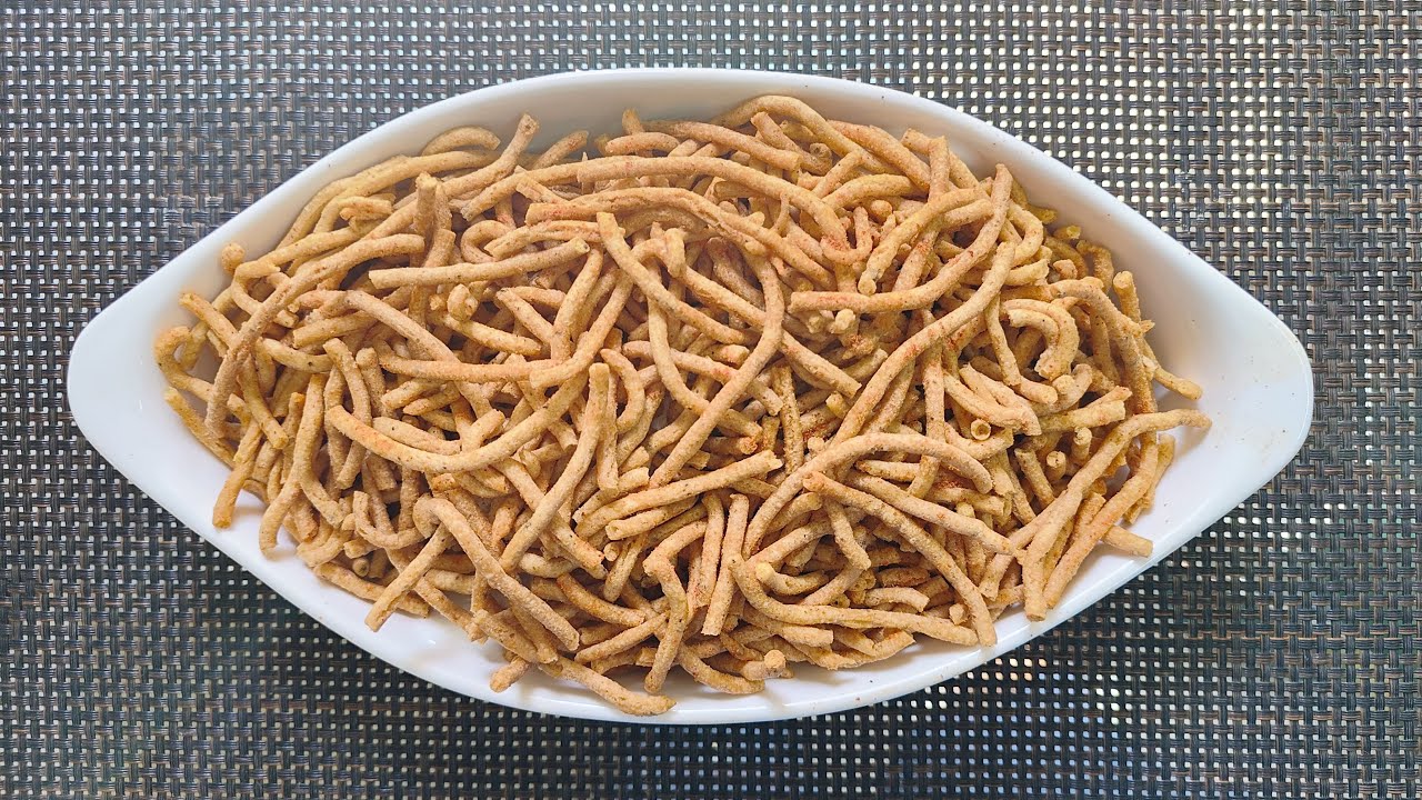 Spicy Besan Sev | Masala Sev | Tikkhi Sev | તીખી સેવ | Diwali Snack ...