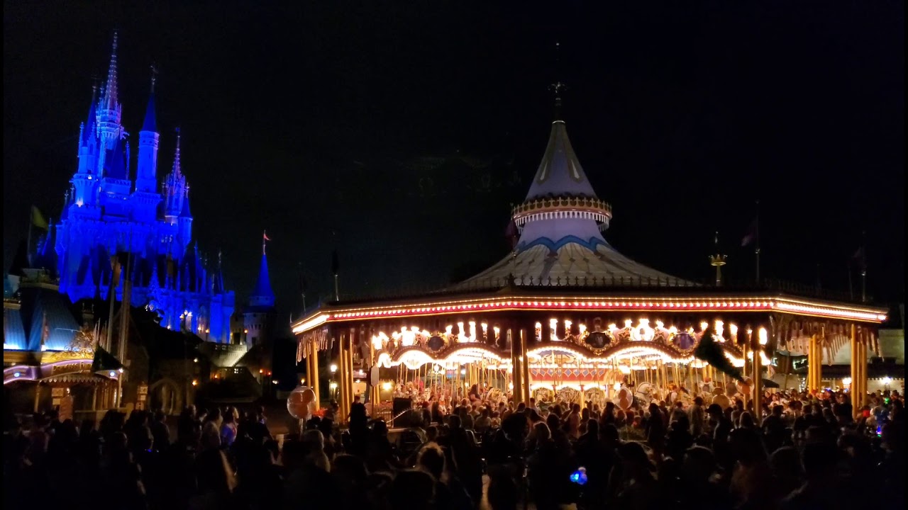 Disney world carousel video - YouTube