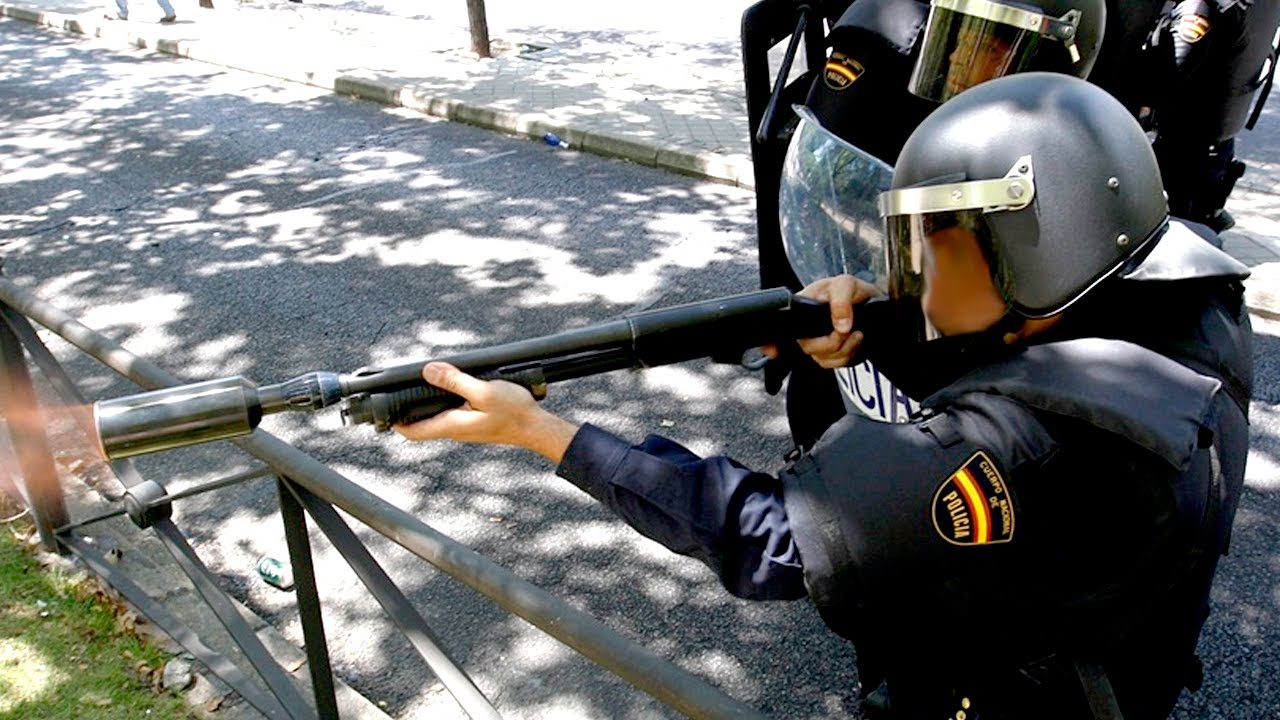 Disparos policiales pelotas goma - YouTube