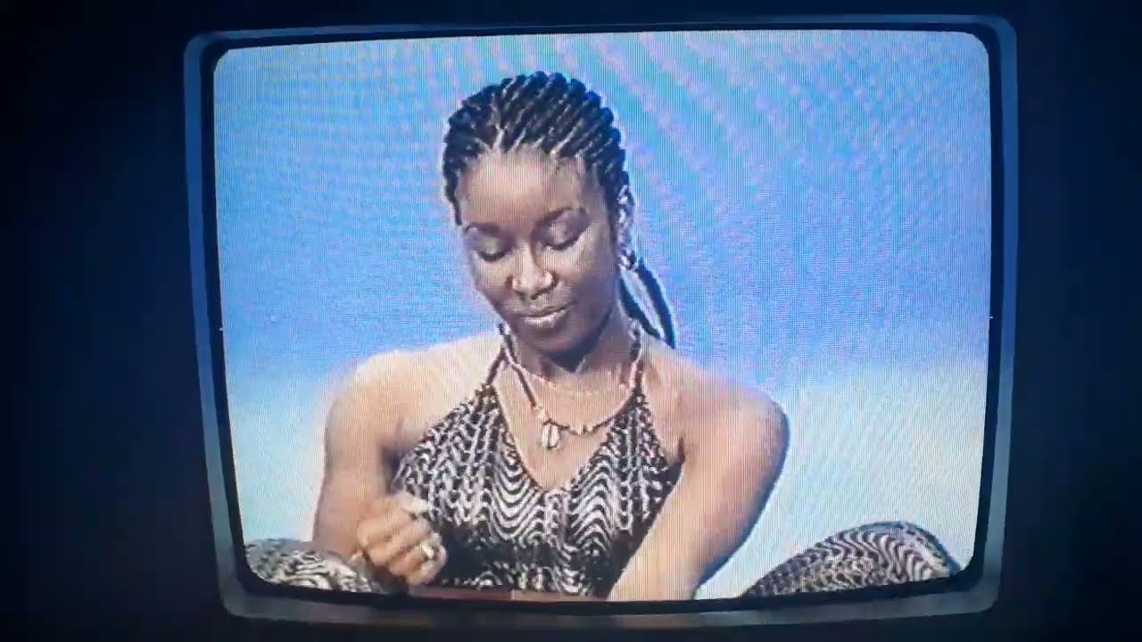 Dany Engobo - Dibala Instrumental (video clip) - YouTube