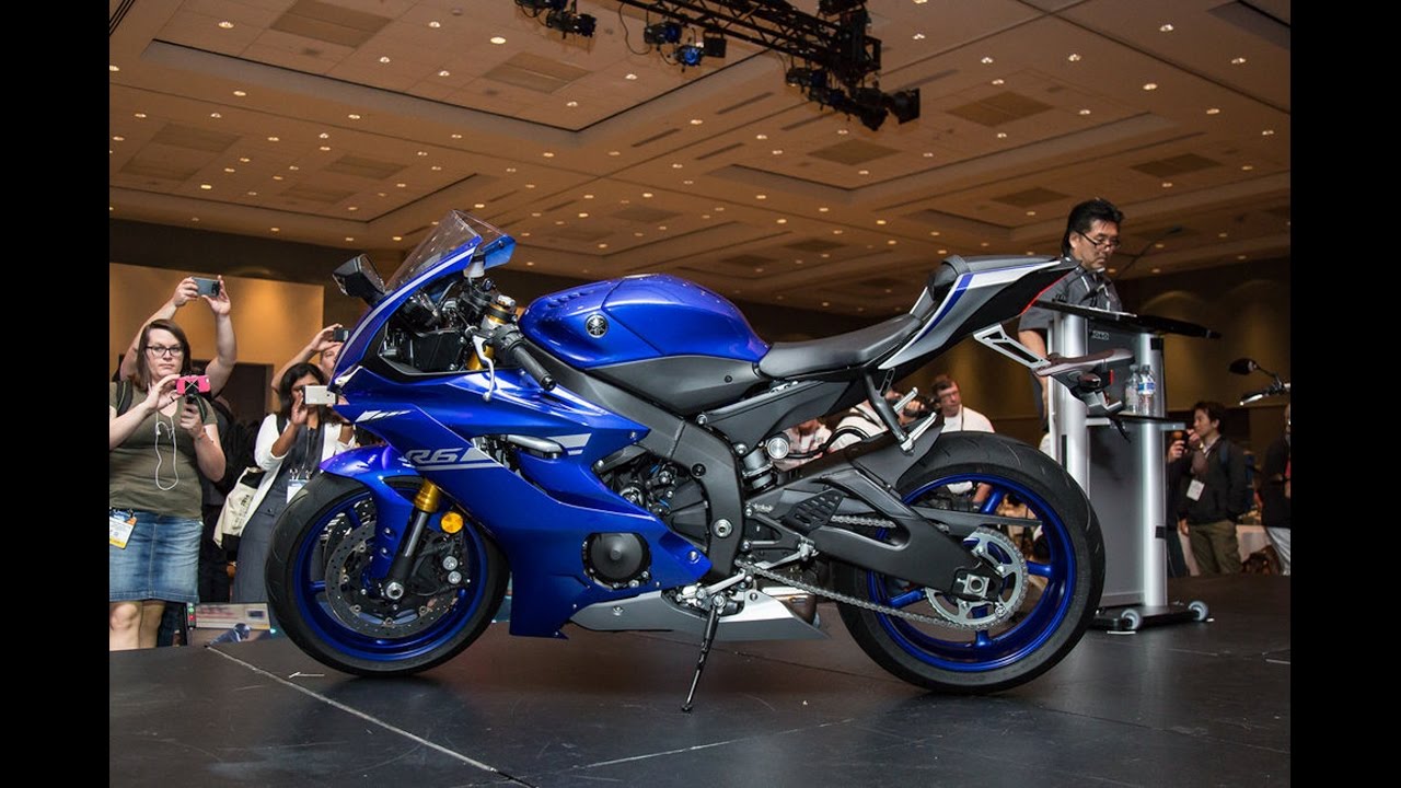 Yamaha R6 2017 debut - the same R1, old engines, optional quickshift ...