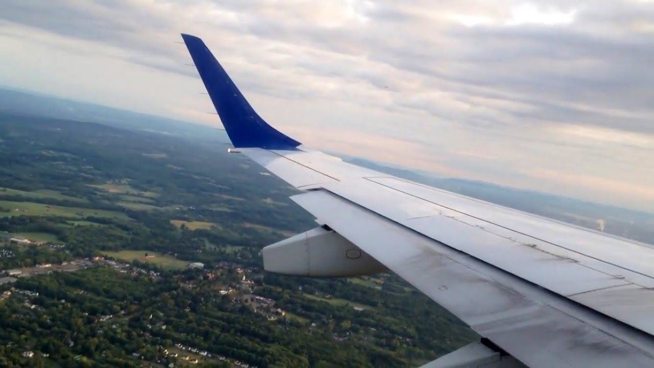 JetBlue E190 Takeoff Hartford (BDL) - YouTube