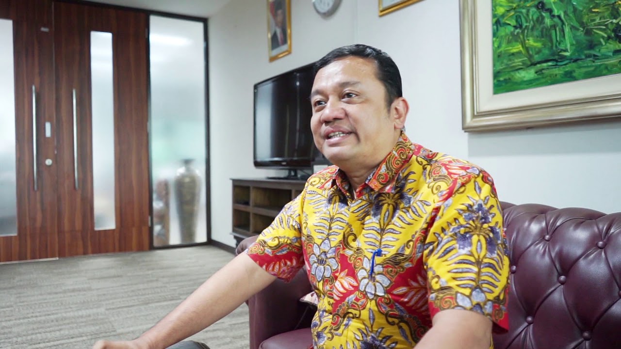 TALK THE WALK : Episode 2 with Bapak EDWIN HIDAYAT ABDULLAH - YouTube